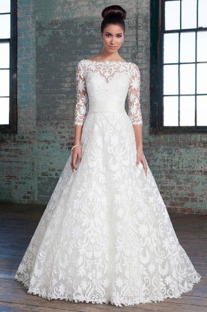 Adopt the Laser Cut Trend for your Quinceañera
